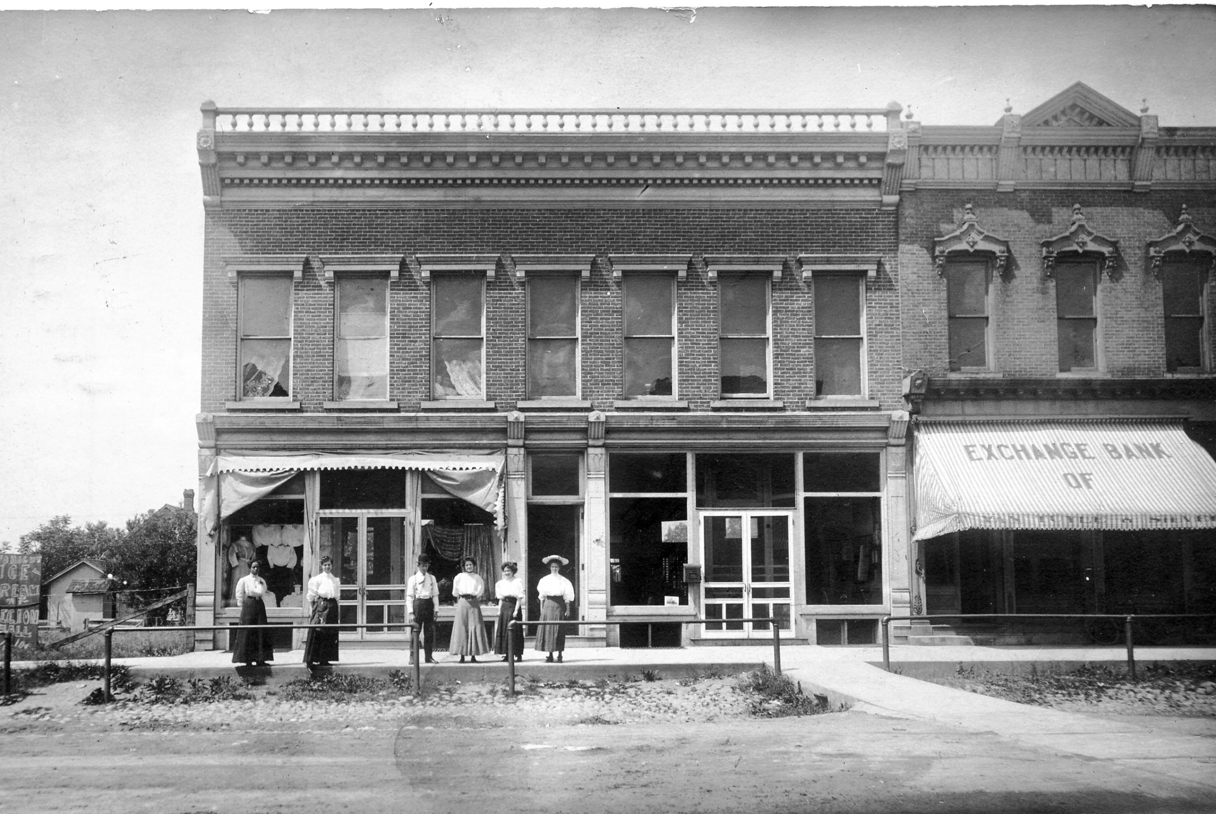 Gallery – Clinton Street Scenes | Historical Society of Clinton, MI
